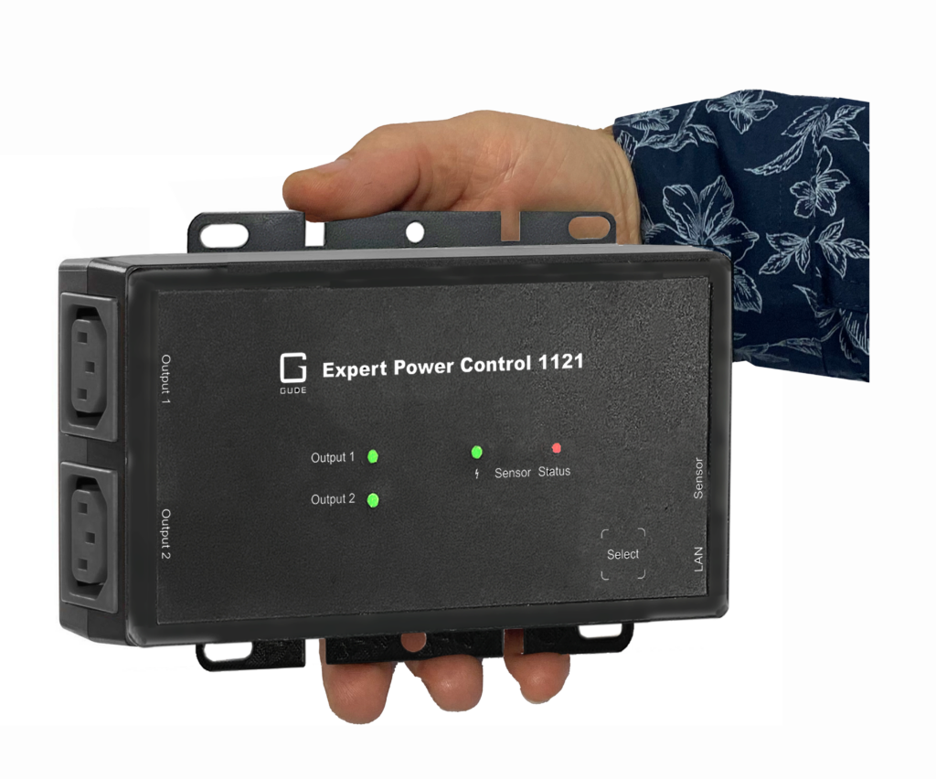 GUDE - Small and smart 2-fold switched and metered PDU (Power Distribution Unit), IEC C13 ...